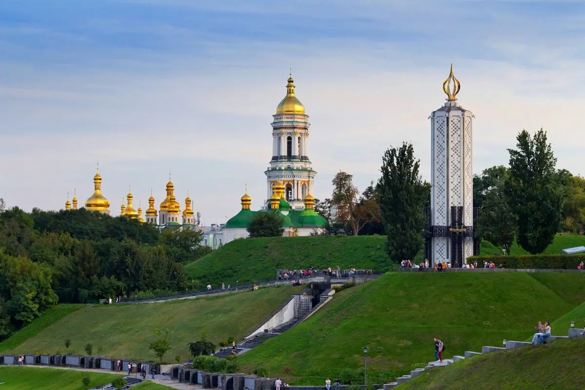 Ukraine dissolves gambling regulator, passes sweeping changes